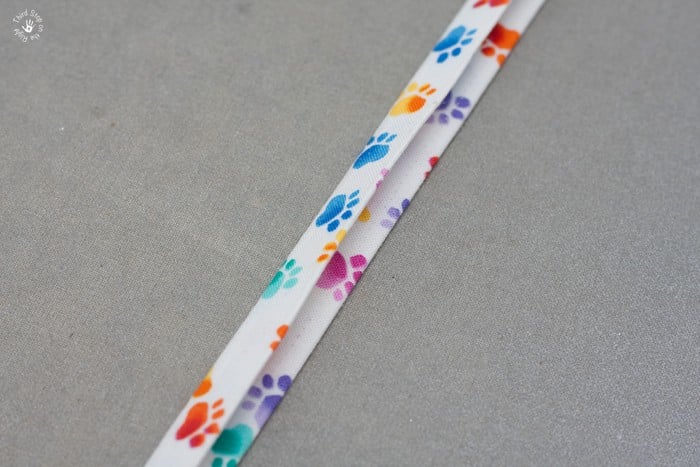 How to Create a Homemade DIY Cat Collar- Third Stop on the Right